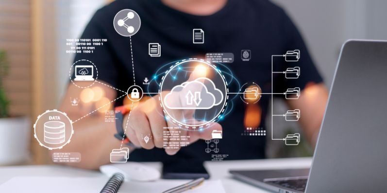 Web Development Vs Cloud Computing | iTrobes